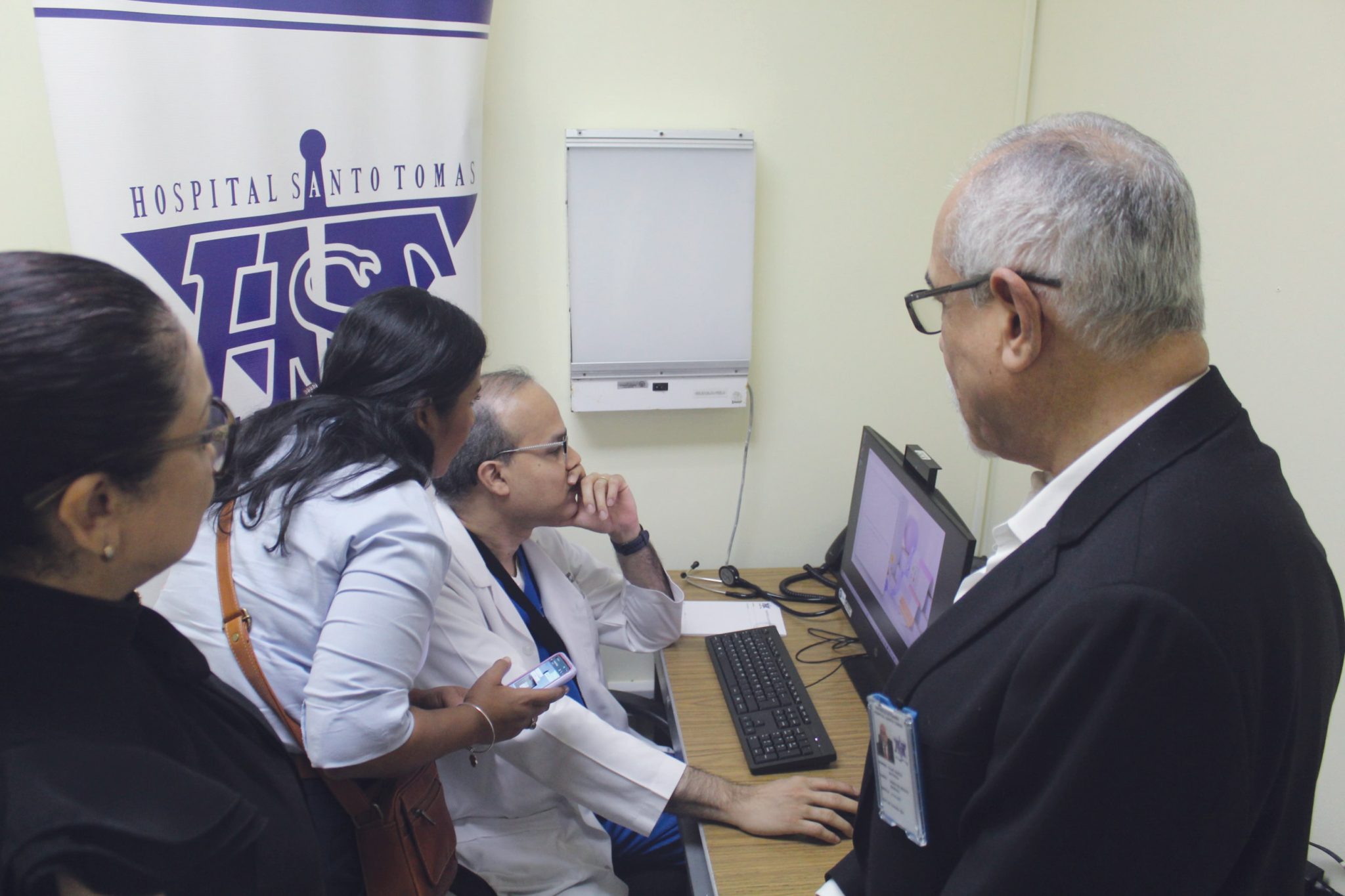 Realizan Lanzamiento de Videoconsulta de Telemedicina – Hospital Santo ...